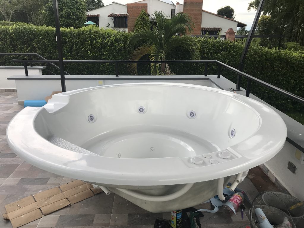 Jacuzzis de Fibra de Vidrio – WATERPLAY S.A.S
